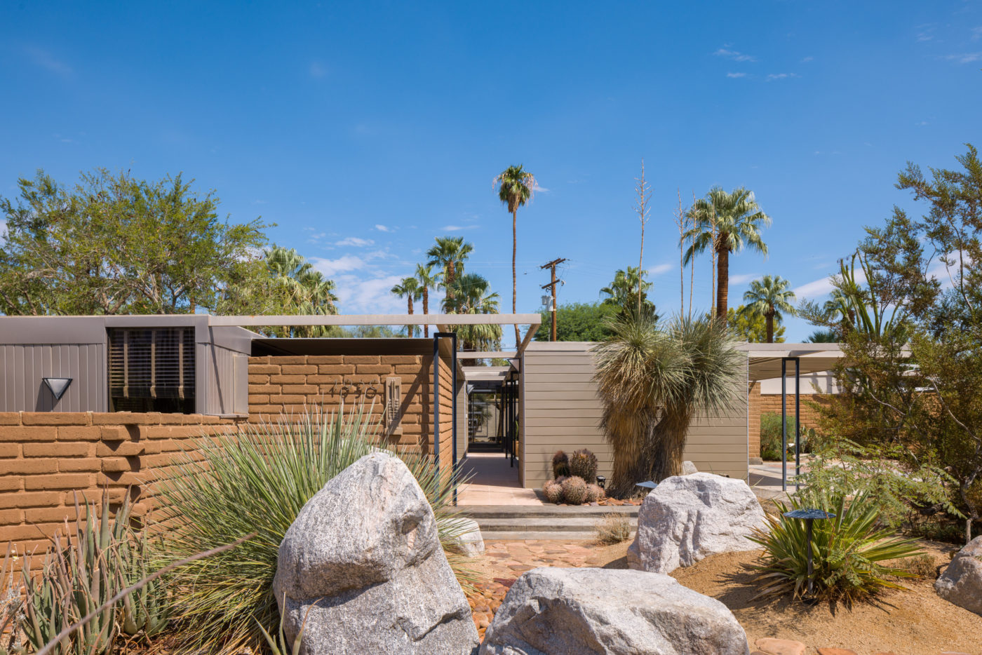PALM SPRINGS MODERN COMMITTEE OFFERS RARE TOURS OF THE HOME OF DESERT ...